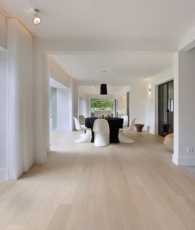 Pavimenti in Legno: Essenze, Caratteristiche e Schemi di Posa